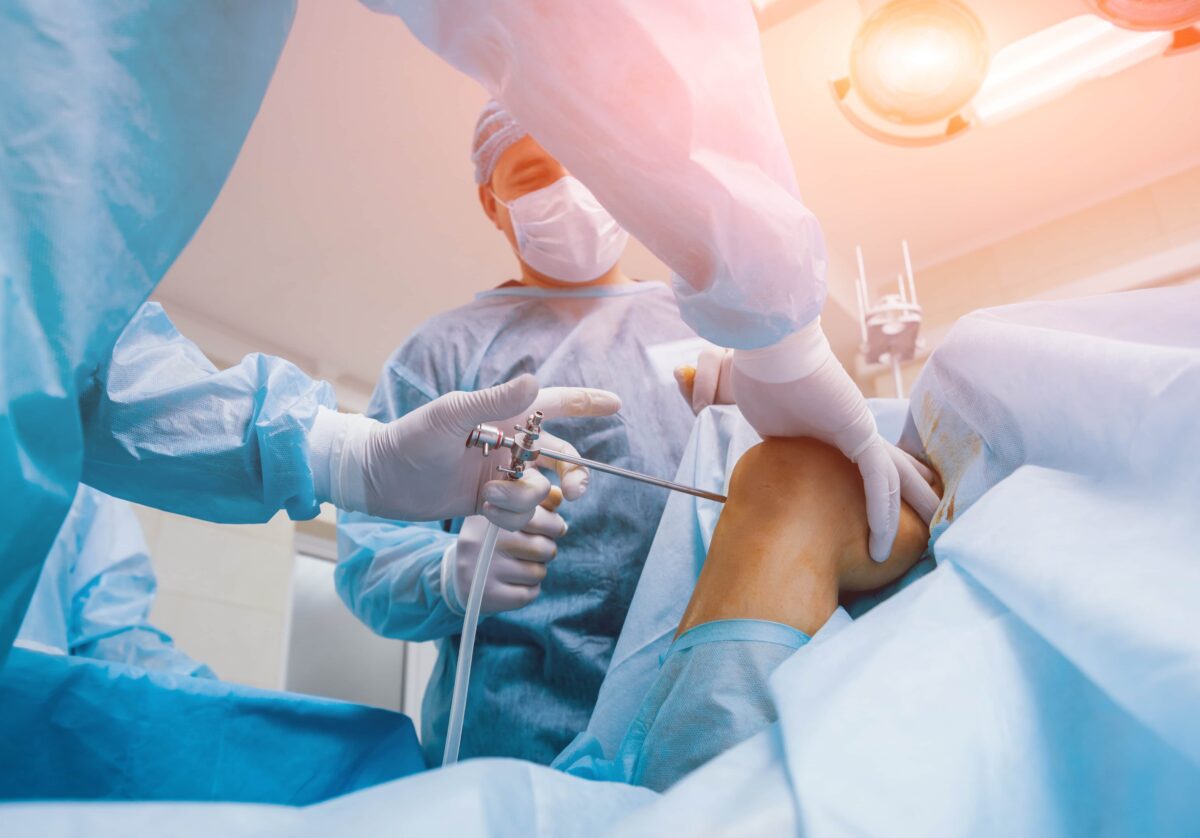 Best Arthroscopy Surgeon Doctor in Kothrud | Dr. Vinil Shinde